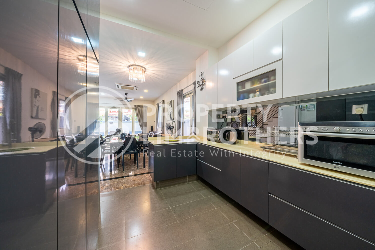 Jalan Sinar Bulan - PropertyLimBrothers