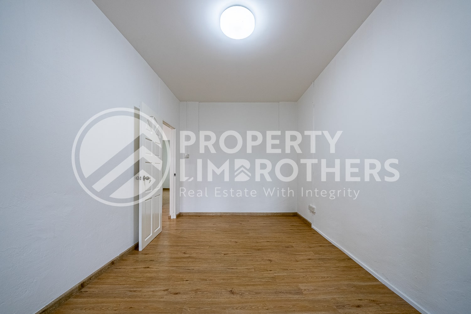 Sennett Estate - PropertyLimBrothers